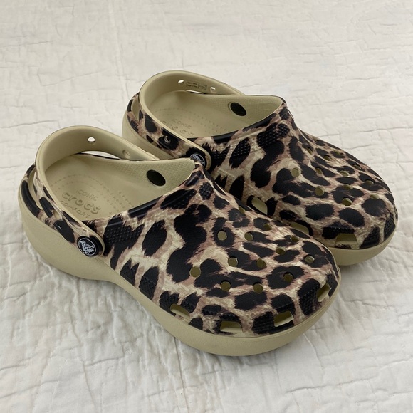 CROCS | Shoes | Crocs Womens Classic Iconic Comfort Leopard Print ...